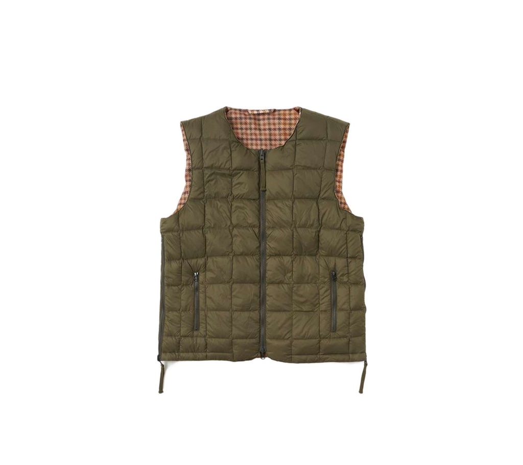 TAION x Universal Works Reversible Military Line Vest | Olive – Clark ...